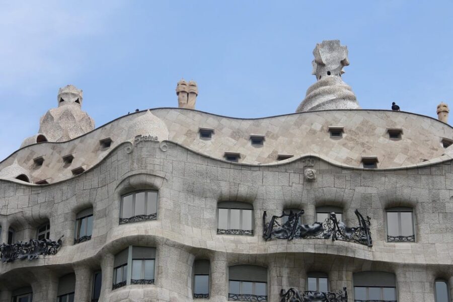 Private Walking Tour Of Casa Mila With Reserved Access - Analyzing the Value