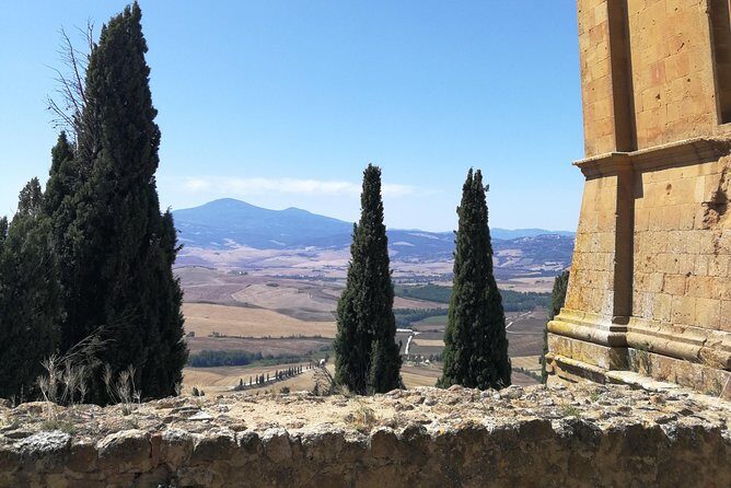 Private Walking Tour of Pienza with Licensed Tour Guide - Practical Details and Considerations
