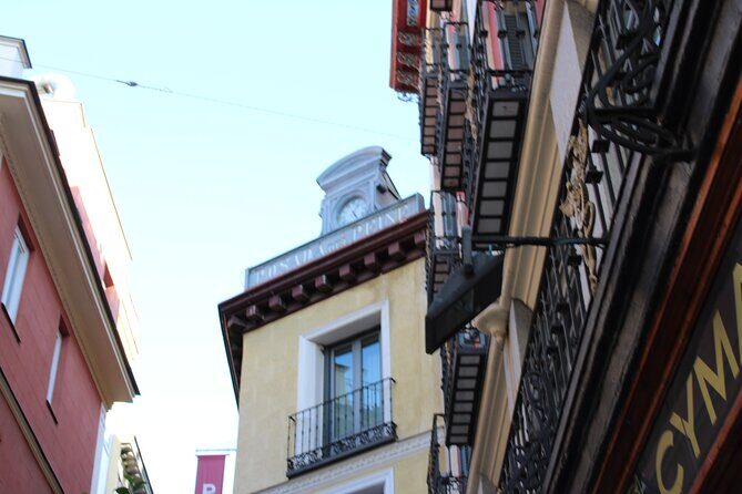 Private Walking Tour of the Center of Madrid and Retiro - Who Should Consider This Tour?