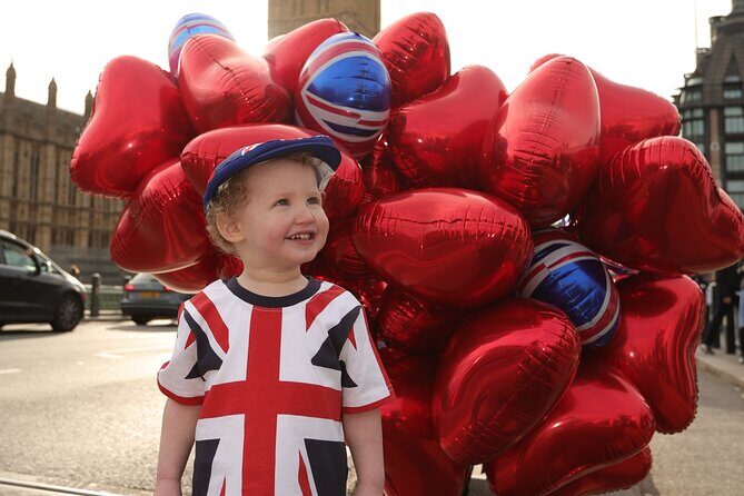 Professional Digital Photo with Red Heart Balloons Central London - The Experience Itself — Step by Step