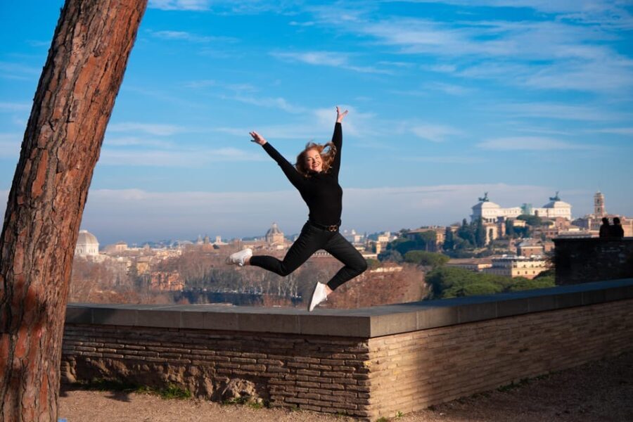 Professional Photoshoot in Rome - Practical Details: Meeting Points, Duration, and Bookings