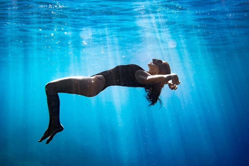 Professional underwater photo shoot in Radazul - An Itinerary that Plays to the Environment