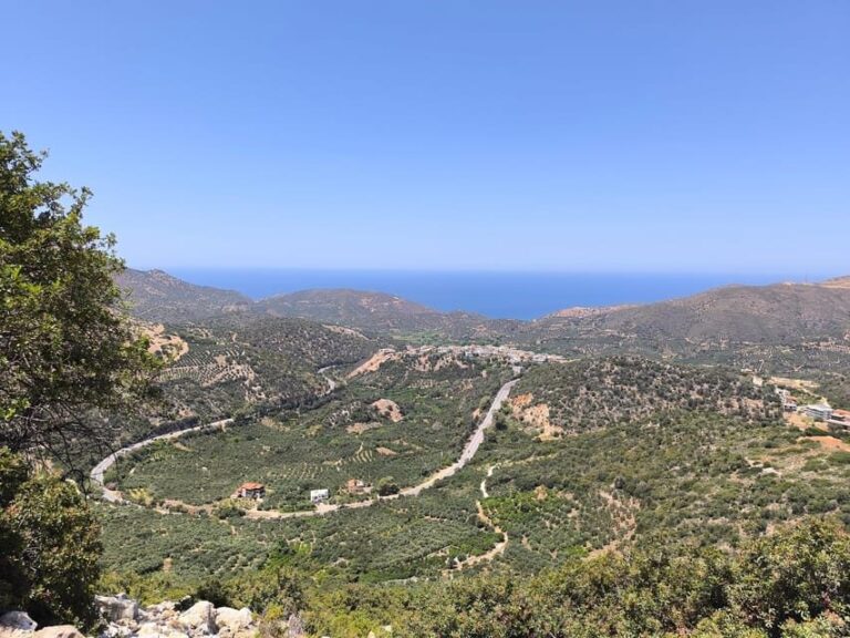 Psiloritis Mountain & Sfendoni Cave 4x4 Cretan Villages Tour - Transportation and group size