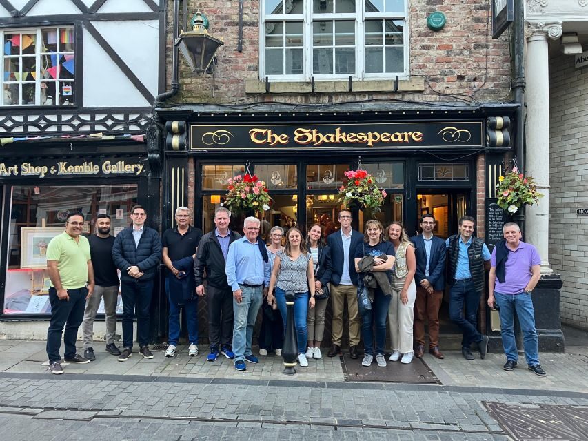 Pub and History Tour Durham City - First Stop: Saddler Street