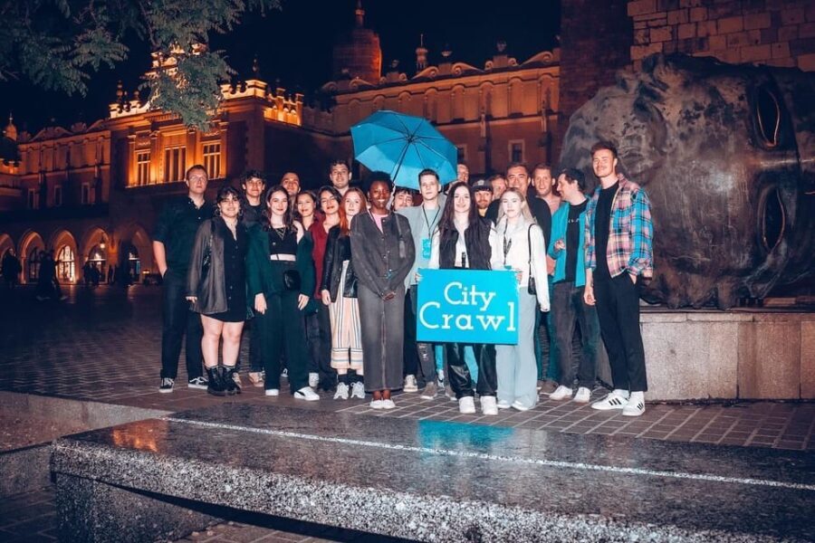 Pub Crawl - 1-hour Open Bar then Vip to 5 Clubs - Krakow - Starting Point: Eros Bendato