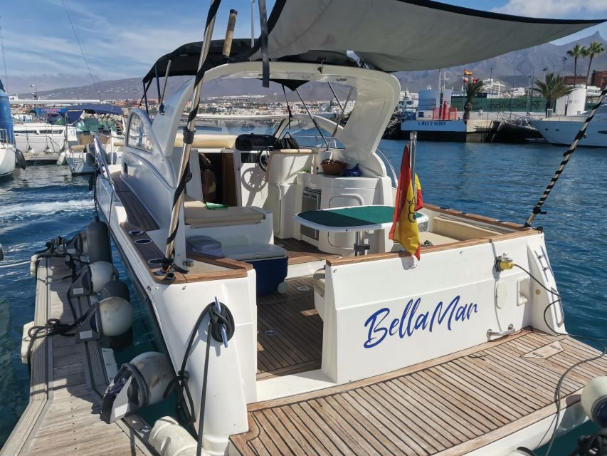Puerto Colón: Coastal Boat Cruise with Swimming and Snacks - The Experience and What to Expect