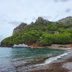 Puerto de Sóller: Cala Tuent Return Boat Trip - Why Travelers Love This Experience