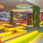 Puerto del Carmen: Indoor 18 hole Crazy Mini Golf Experience - What to Expect When Visiting