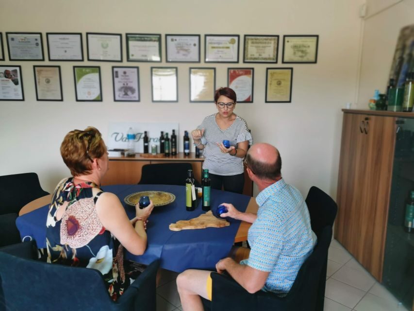 Racalmuto: Nougat and Oil Tasting in Sciascia's Hometown - Discovering Sciascia’s Roots and Local Landmarks