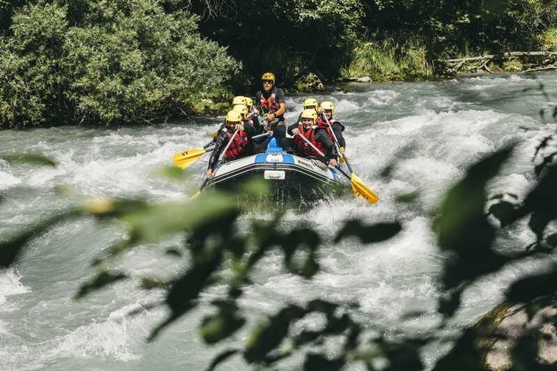 RAFTING: Full descent - The Experience and Group Dynamics