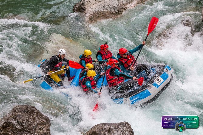 Rafting Verdon  Point Sublime  Sports Course - Equipment and Whats Not Included
