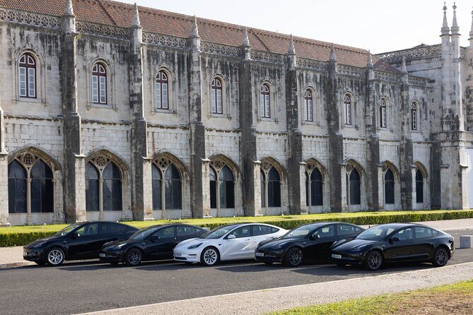 Receptivo Lisbon Airport - Reliability and Quality Vehicles