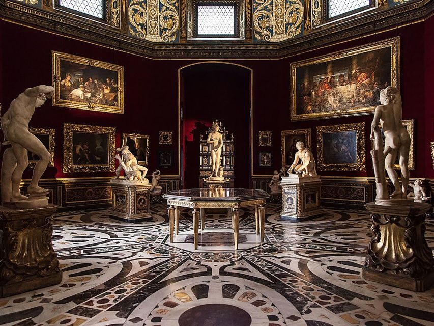 Renaissance Masterpieces & Medici Stories: Uffizi Gallery - What to Expect During the Tour