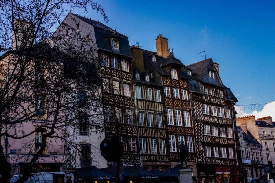 Rennes: Private Guided Walking Tour - Authentic and Engaging Stories