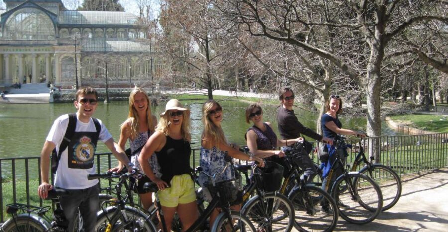 Rent a Bike in Madrid -Free phone holder and selfguided tour - What’s Included and What to Expect