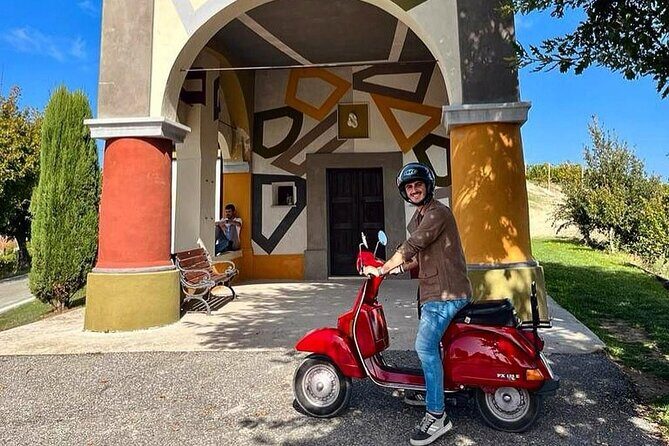 Rent a vintage Vespa for a whole day in Alba - Who’s This Tour For?