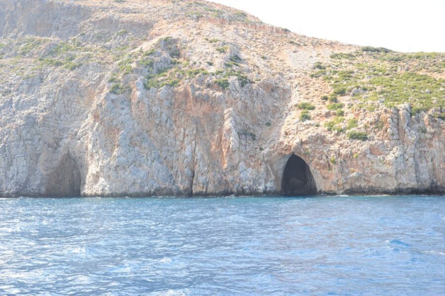 Rethymno: Mini Pirate Boat Cruise with Swimming Stop - What’s Included and What’s Not