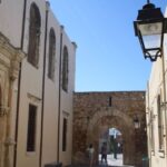 Rethymno: Private Old Town Highlights Tour with Street Food - Who Should Consider This Tour?