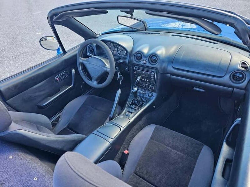 Rethymno: Ride with a Mazda MX5 cabrio 1991 for 12 hours - From Start to Finish: What to Expect