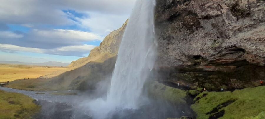 Reykjavik: Private South Coast and Katla Ice Cave Tour - How the Experience Adds Value