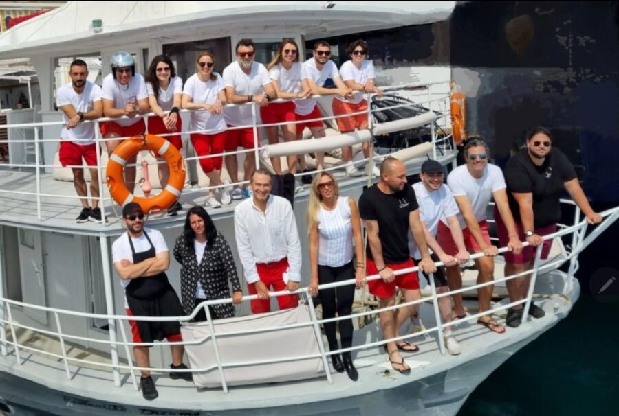 Rhodes: Bay to Bay Swim Cruise with Greek Buffet and Wine - What Makes This Cruise Special?