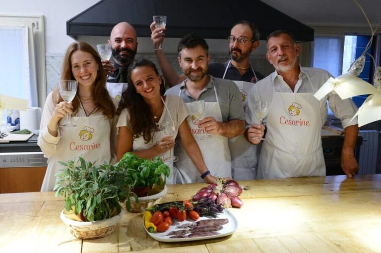 Rialto Market and Cicchetti Cooking Class in Venetian Venue - The Market Tour: Authenticity and Insight