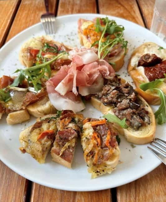 Rialto Street Food & Stories: A Taste of Venice - Tasting Venetian Classics: Cicchetti and More