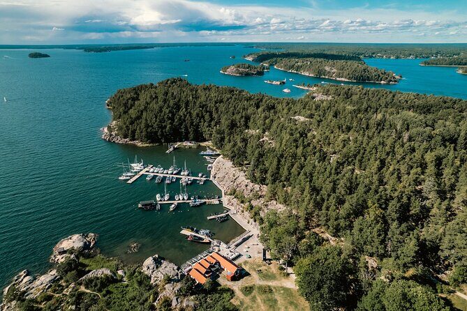 RIB Speed Boat Tour and Archipelago Island Visit (4,5h) - Exploring Grinda Island: Nature’s Calm in the Archipelago