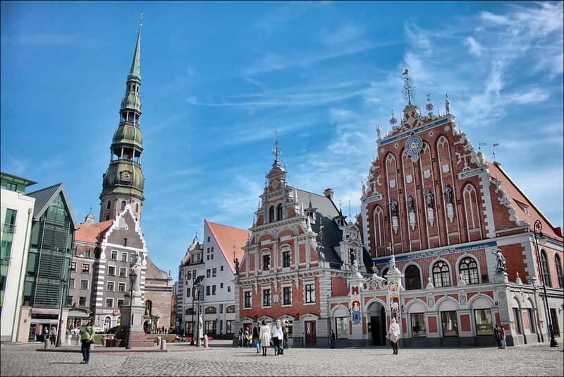 Riga Classical Old Town 2-Hour Walking Tour - Practicalities and Value
