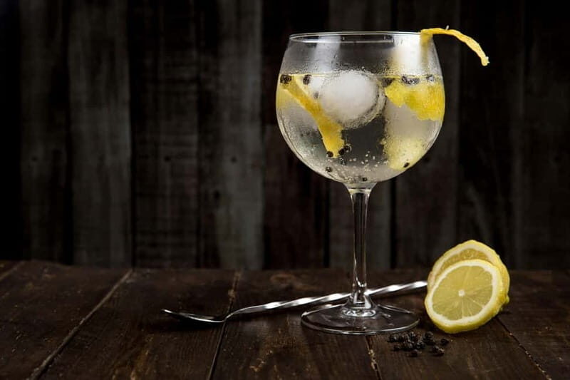 Riga: Gin Distillery Tour with Tasting and Cocktails - Why You Should Consider This Tour