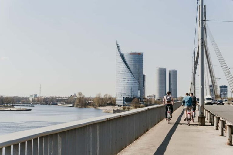 Riga: Jurmala Resort Guided Bicycle Tour and Museum Visit - Discovering Jurmalas Charms by Bike and Foot