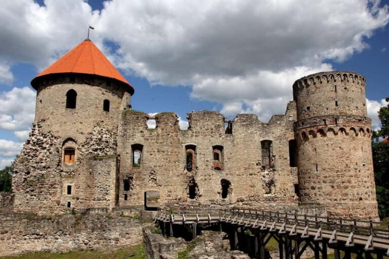 Riga to Sigulda & Cesis: Explore Latvias Medieval Castles - Additional Details & Practical Tips