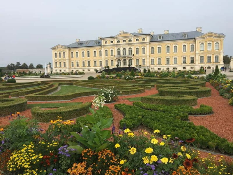 Riga-Vilnius:Rundale palace/Hill of Crosses/Medieval Kernave - Rundale Palace: A Window into European Aristocracy