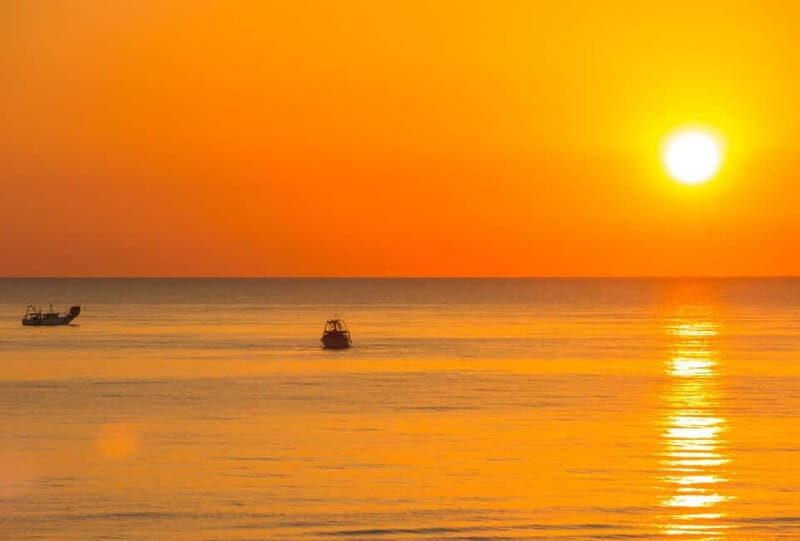 Rimini: Beach Umbrella and Sun Bed at 67 Beach with Drink - What to Expect on Your Day at 67 Beach