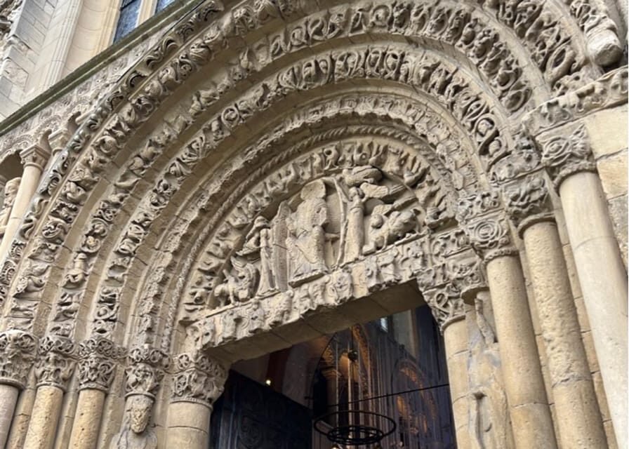 Rochester: Private 2hr Walking Tour with a Blue Badge Guide - In-Depth Breakdown of the Itinerary