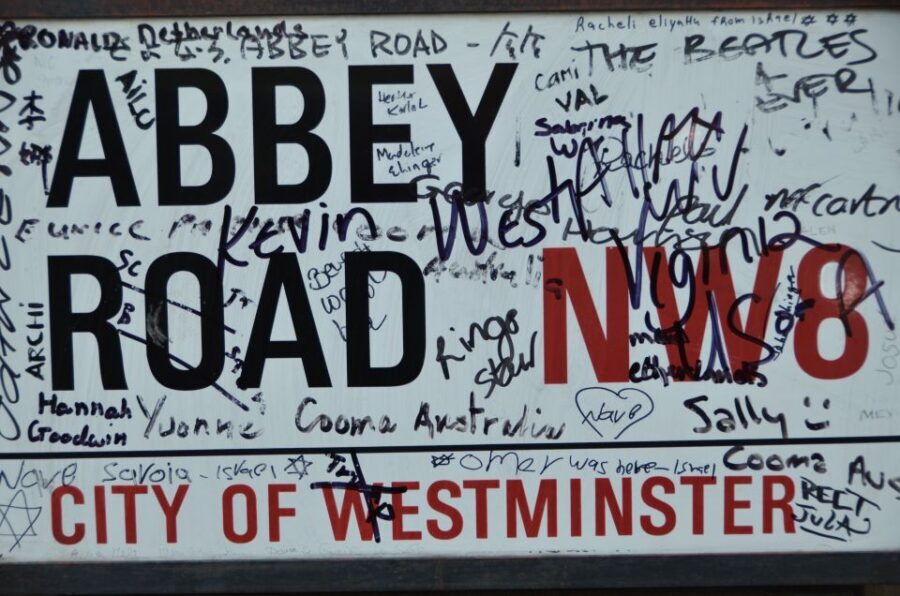 Rock n Roll London Tour By London Taxi - What You Visit and Why It Matters