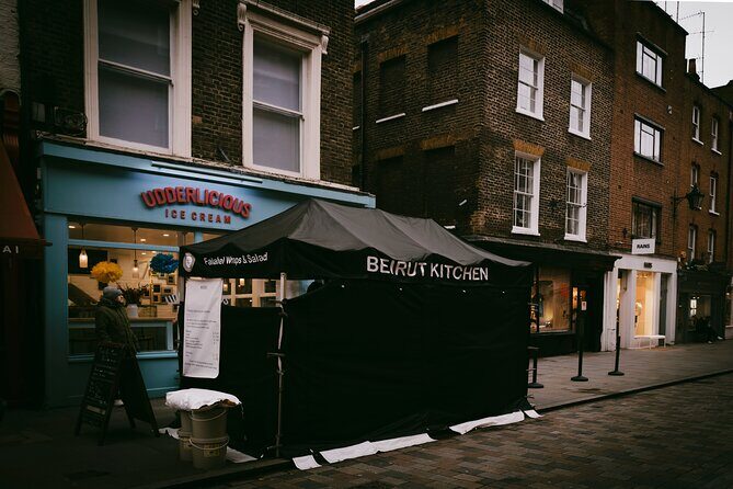 Romantic Walk in Soho - The Balance of Value and Experience