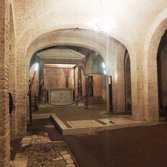 Rome: Appian Catacombs tour with transfere - Discovering the Appian Way and Its Catacombs