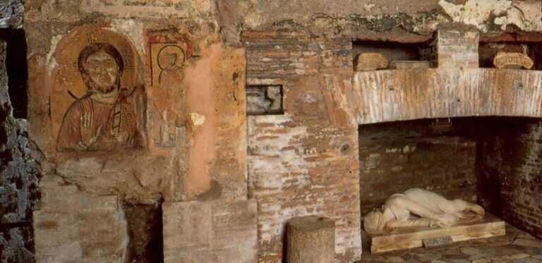 Rome: Catacombs of St. Callixtus Entry Ticket & Guided Tour
