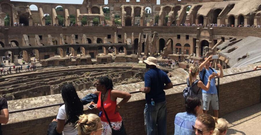 Rome: Colosseum Express Guided Tour with Arena Access Option - Meeting Points and Accessibility