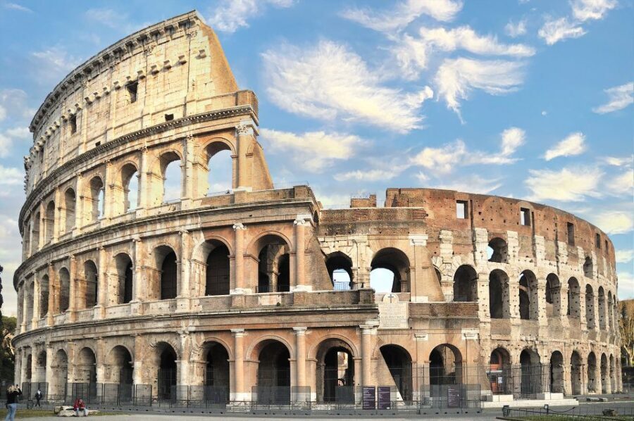 Rome: Colosseum Tour with Underground and Arena Floor Access - What Travelers Are Saying