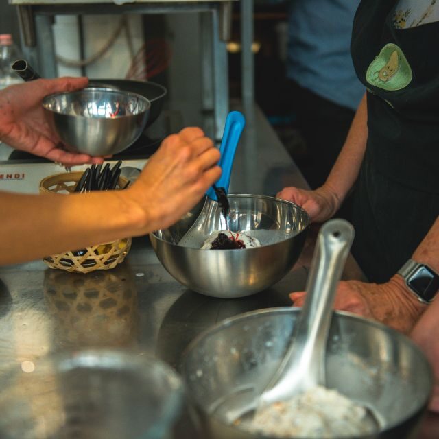 Rome: Gelato Masterclass with Live Chief and Tastings - The hands-on process