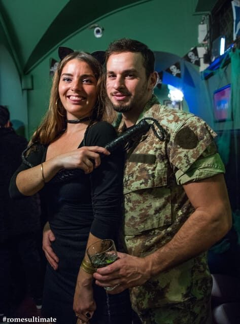 Rome: Halloween Pub Crawl with Open Bar and Pizza - Who Will Love This Tour?