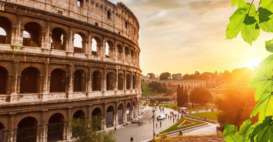 Rome: Hop-on Hop-off Bus Tour and Colosseum Experience - Who Should Consider This Tour?