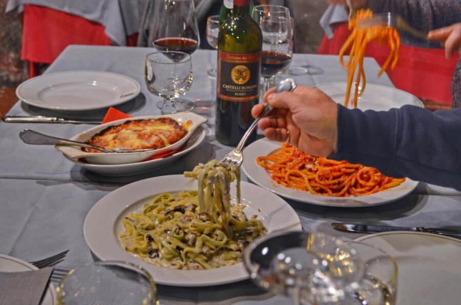 Rome: Jewish Ghetto & Campo de Fiori by Night Food Wine Tour - Itinerary Breakdown: What Makes Each Stop Special