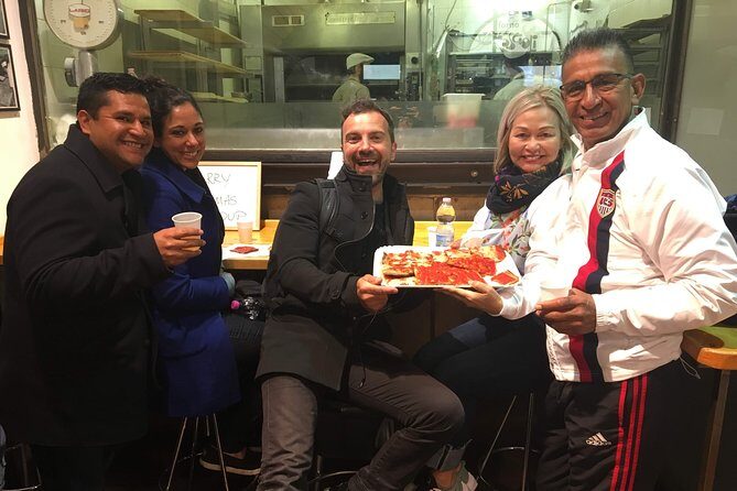 Rome Jewish Ghetto Food & Wine Tour & Guided Visit of Top Sites Lit Up at Night - What To Expect: Food, Sightseeing, and Atmosphere