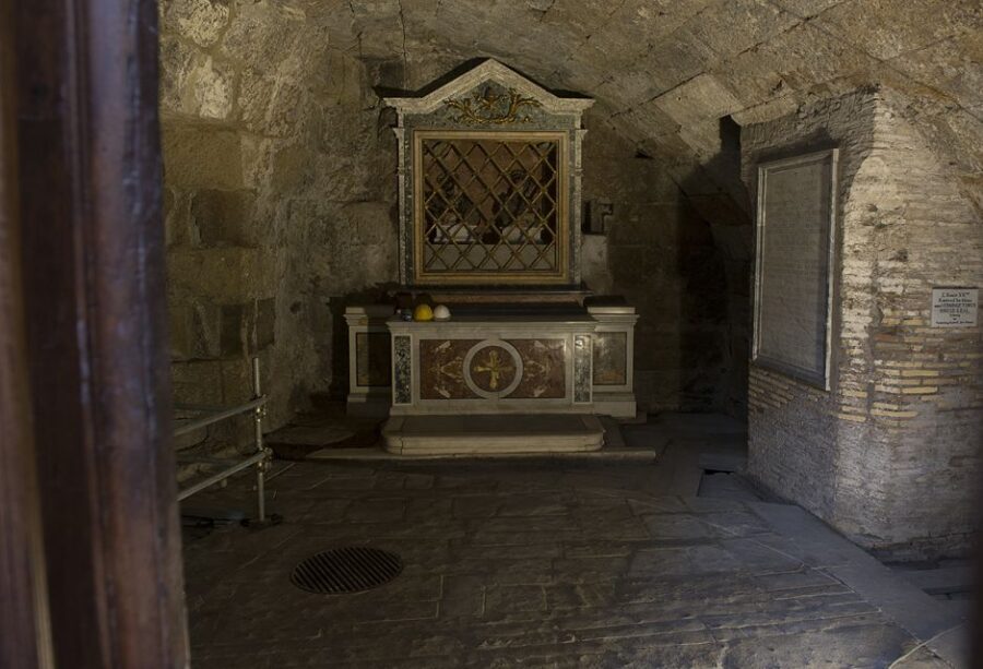 Rome: Mamertime Prison Entrance Ticket with Audio guide - Who Should Consider This Tour?