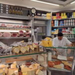 Rome : Market Food Tour including food & drinks - Tasting Roman Street Food Amid Archaeological Marvels