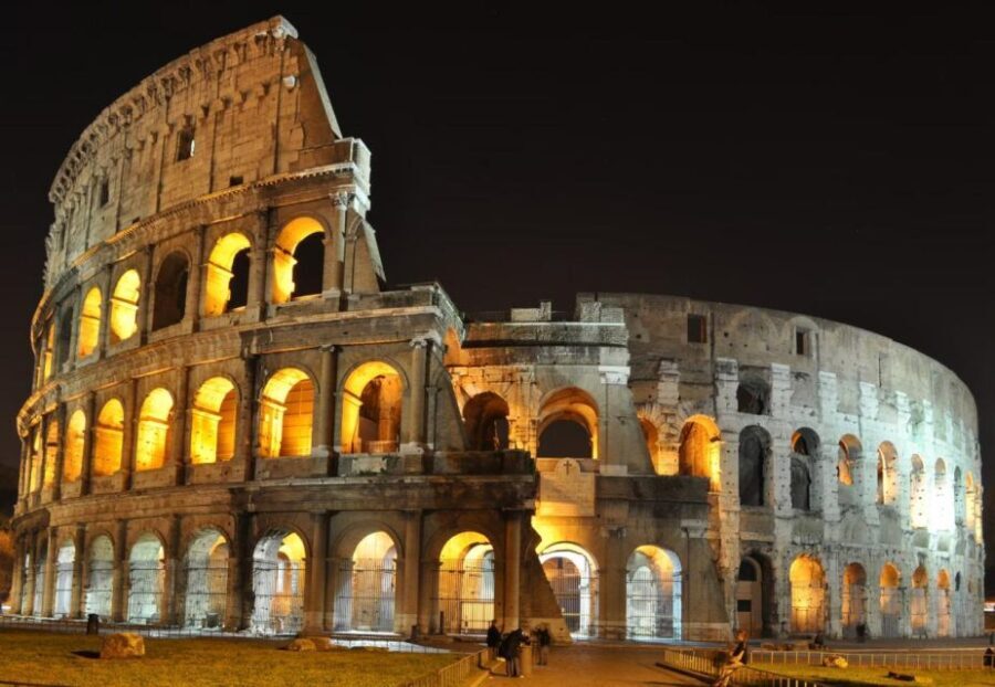 Rome: Night Tour by Golf Cart with Italian Dinner and Gelato - The Dinner Experience
