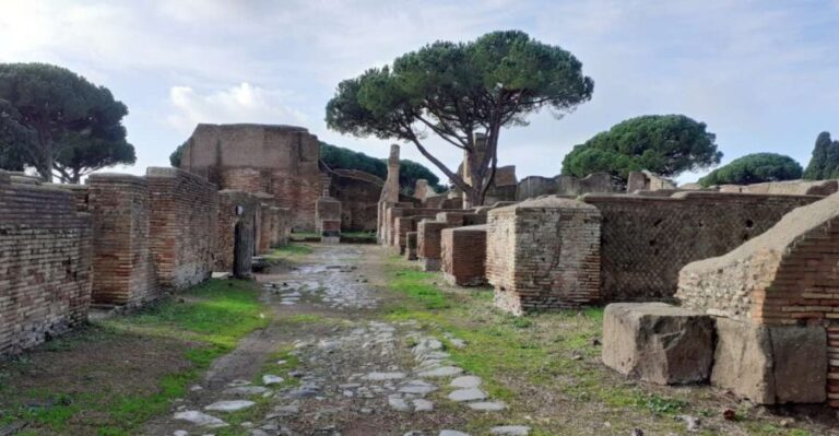 Rome: Ostia Antica Private Guided Tour - Navigating the Itinerary